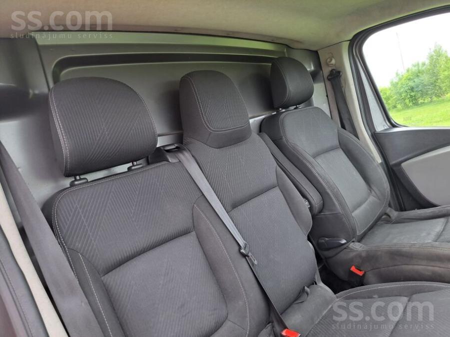 Nissan NV300 2017 in Limbazi, with an engine capacity of 1.60 L and mileage of 199 thousand km for 7900 €, photo 21 on AUTOMOTO.COM.LV
