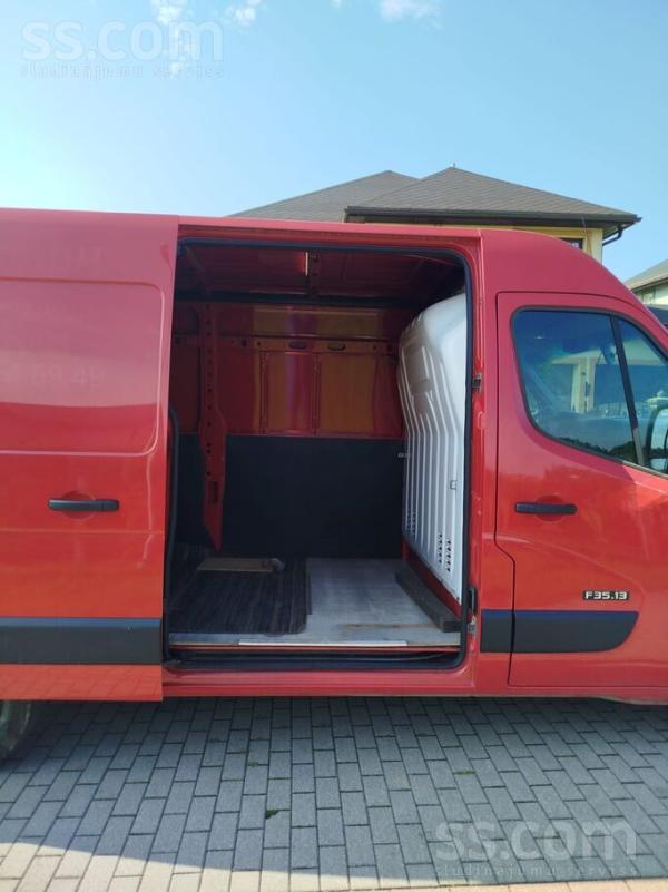 Red Nissan NV300 2012 in Riga, with an engine capacity of 2.30 L and mileage of 199 thousand km for 6500 €, photo 7 on AUTOMOTO.COM.LV