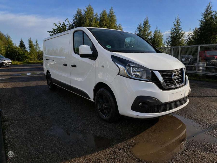 White Nissan NV300 2019 in Pakruojis, with an engine capacity of 1.60 L and mileage of 208 thousand km for 7800 €, photo 3 on AUTOMOTO.COM.LV