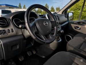 White Nissan NV300 2019 in Pakruojis, with an engine capacity of 1.60 L and mileage of 208 thousand km for 7800 €, photo 10 on AUTOMOTO.COM.LV