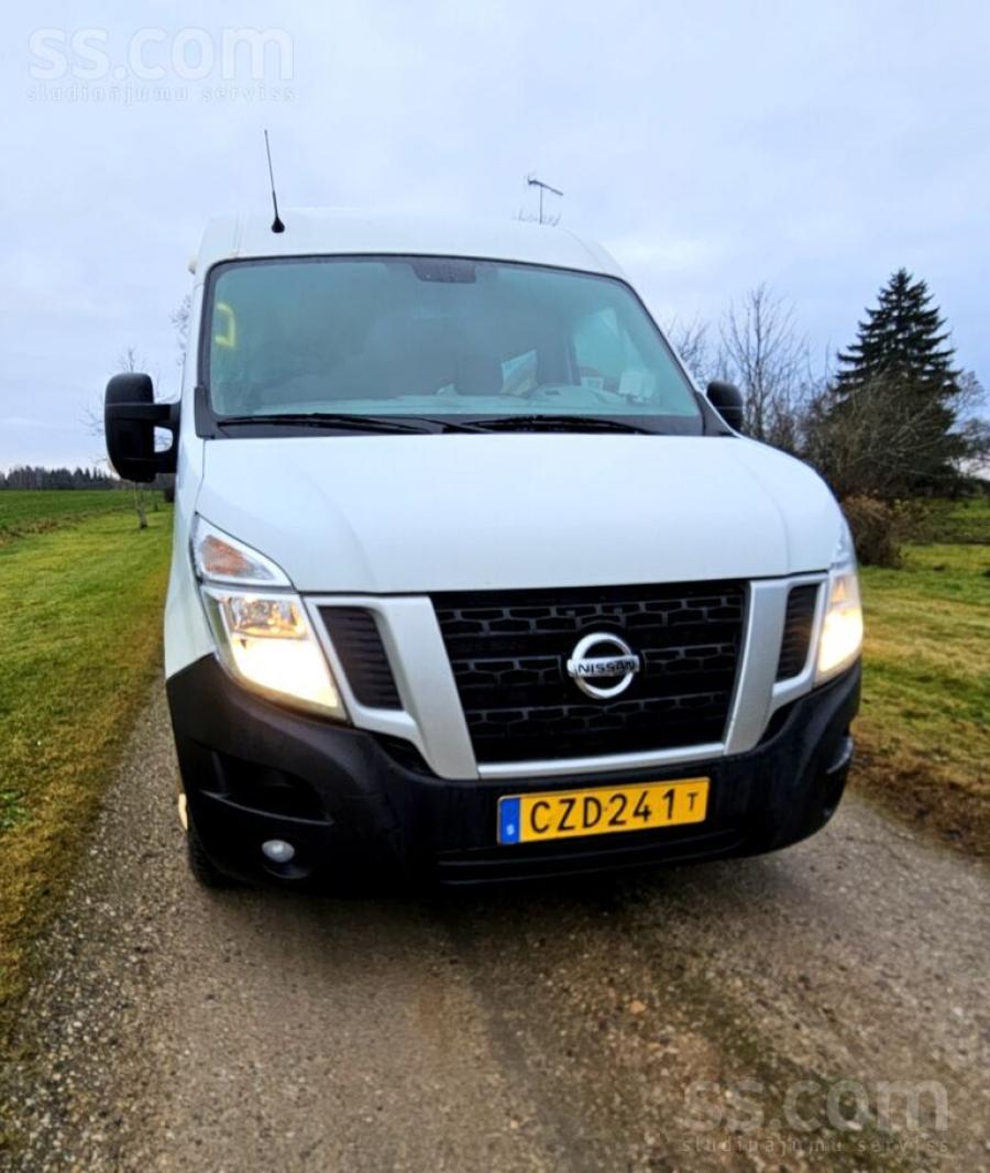 White Nissan NV300 2016 in Cesis, with an engine capacity of 2.30 L and mileage of 267 thousand km for 10890 €, photo 18 on AUTOMOTO.COM.LV