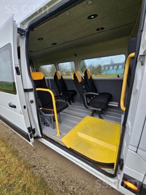 White Nissan NV300 2016 in Cesis, with an engine capacity of 2.30 L and mileage of 267 thousand km for 10890 €, photo 19 on AUTOMOTO.COM.LV