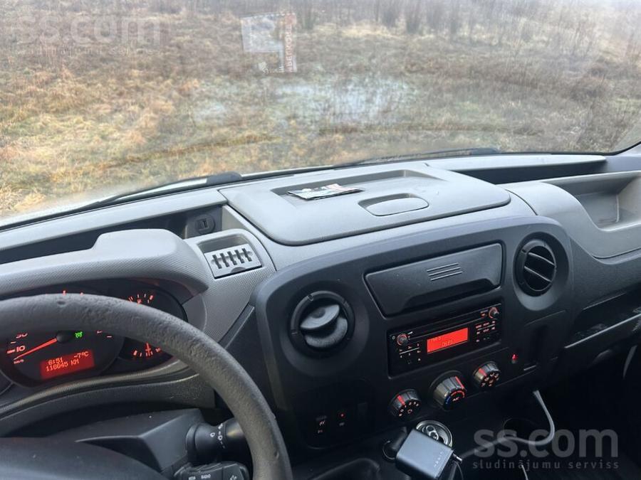 Белый Ниссан NV300 2016 в Тукумс, объемом двигателя 2.30 л и пробегом 116 тыс. км за 4950 €, фото 7 на AUTOMOTO.COM.LV