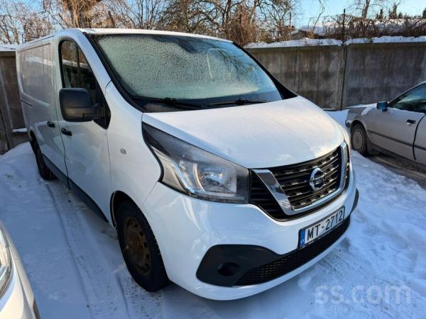 White Nissan NV300 2018 in Riga, with an engine capacity of 1.60 L and mileage of 304 thousand km for 3770 €, photo 2 on AUTOMOTO.COM.LV