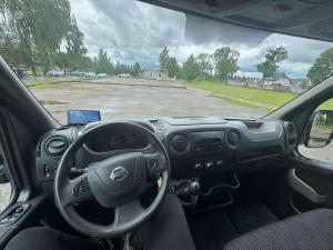Black Nissan NV400 2015 in Taurage, with an engine capacity of 2.30 L and mileage of 317 thousand km for 9500 €, photo 20 on AUTOMOTO.COM.LV