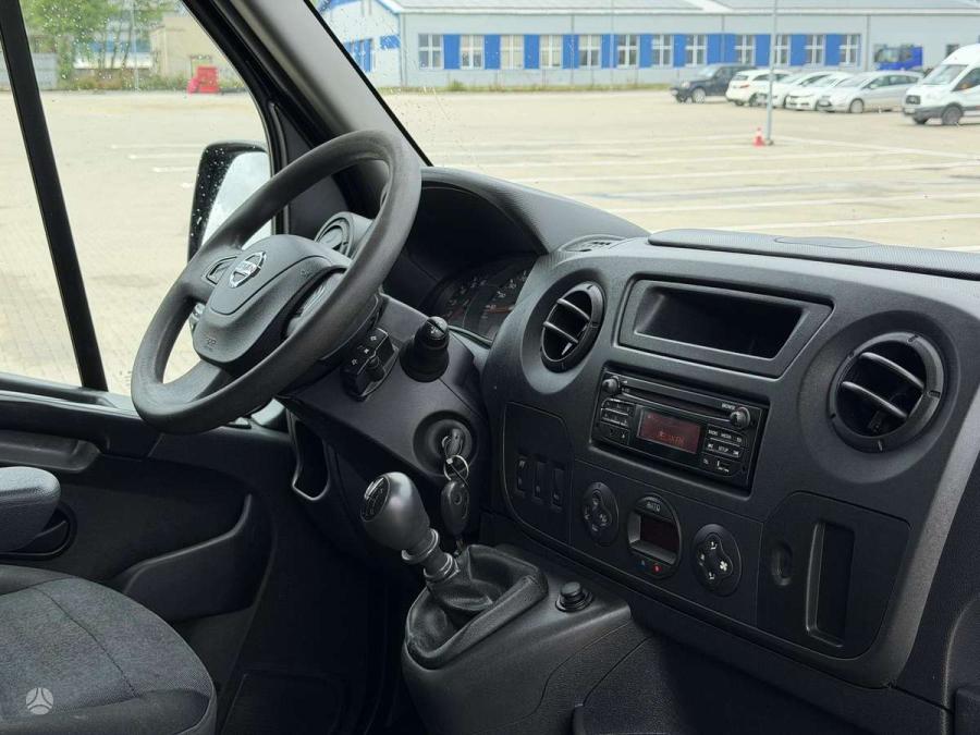 Черный Ниссан NV400 2019 в Таураге, объемом двигателя 2.30 л и пробегом 222 тыс. км за 10700 €, фото 13 на AUTOMOTO.COM.LV