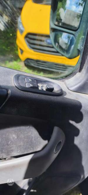 Balts Nissan NV400 2012 Marijampole, ar dzinēja tilpumu 2.30 L un nobraukumu 0 tūkst. km par 4950 €, foto 10 vietnē AUTOMOTO.COM.LV