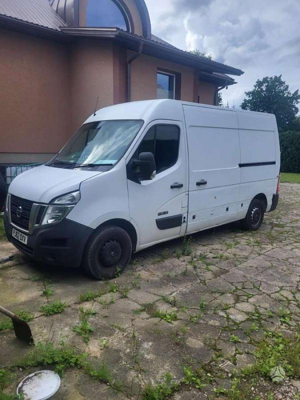 White Nissan NV400 2013 in Marijampole, with an engine capacity of 2.30 L and mileage of 167 thousand km for 2900 €, photo 1 on AUTOMOTO.COM.LV