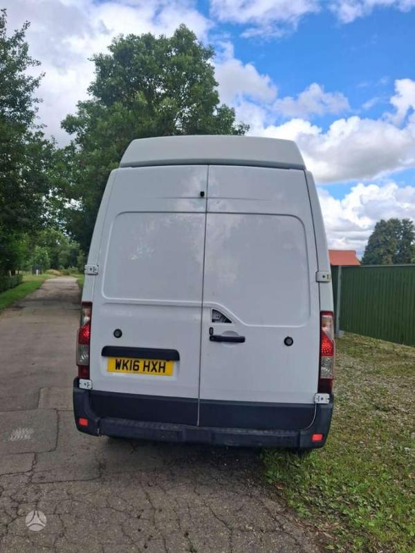 White Nissan NV400 2016 in Siauliai, with an engine capacity of 2.30 L and mileage of 246 thousand km for 3700 €, photo 5 on AUTOMOTO.COM.LV