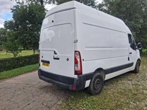 Balts Nissan NV400 2016 Šauļi, ar dzinēja tilpumu 2.30 L un nobraukumu 246 tūkst. km par 3700 €, foto 7 vietnē AUTOMOTO.COM.LV