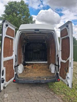 Balts Nissan NV400 2016 Šauļi, ar dzinēja tilpumu 2.30 L un nobraukumu 246 tūkst. km par 3700 €, foto 9 vietnē AUTOMOTO.COM.LV