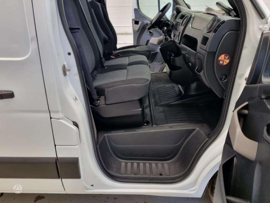 Balts Nissan NV400 2018 Radviliškis, ar dzinēja tilpumu 2.30 L un nobraukumu 182 tūkst. km par 11192 €, foto 15 vietnē AUTOMOTO.COM.LV