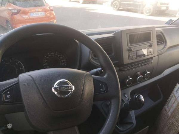 Balts Nissan NV400 2020 Tauragė, ar dzinēja tilpumu 2.30 L un nobraukumu 200 tūkst. km par 10200 €, foto 5 vietnē AUTOMOTO.COM.LV