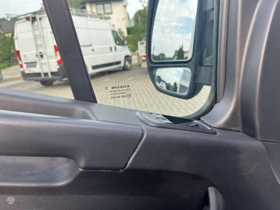 Balts Nissan NV400 2020 Alīta, ar dzinēja tilpumu 2.30 L un nobraukumu 150 tūkst. km par 14999 €, foto 14 vietnē AUTOMOTO.COM.LV