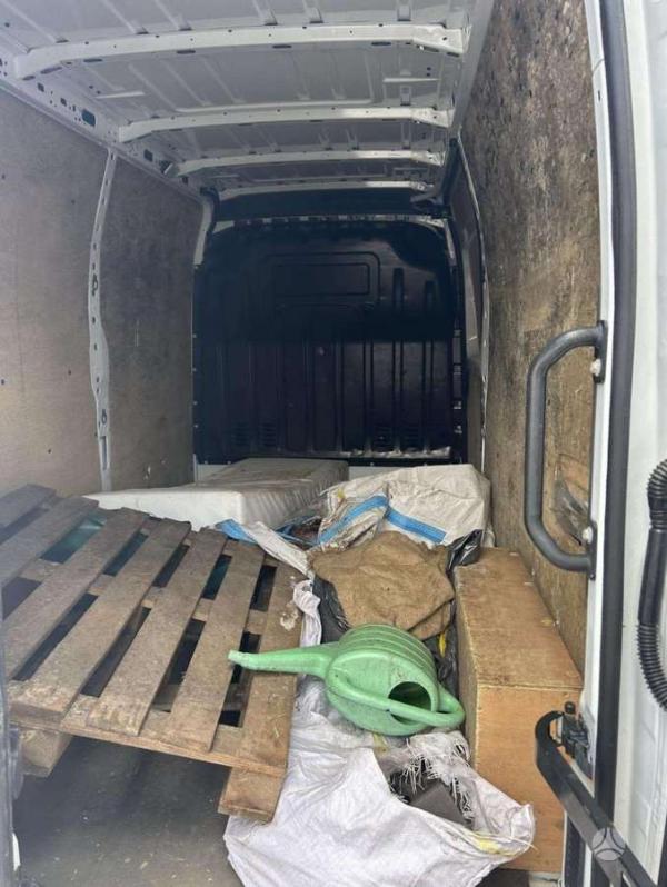 Balts Nissan NV400 2021 Kauņa, ar dzinēja tilpumu 2.30 L un nobraukumu 245 tūkst. km par 5850 €, foto 8 vietnē AUTOMOTO.COM.LV