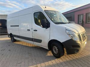 Белый Ниссан NV400 2021 в Каунас, объемом двигателя 2.30 л и пробегом 198 тыс. км за 6200 €, фото  на AUTOMOTO.COM.LV
