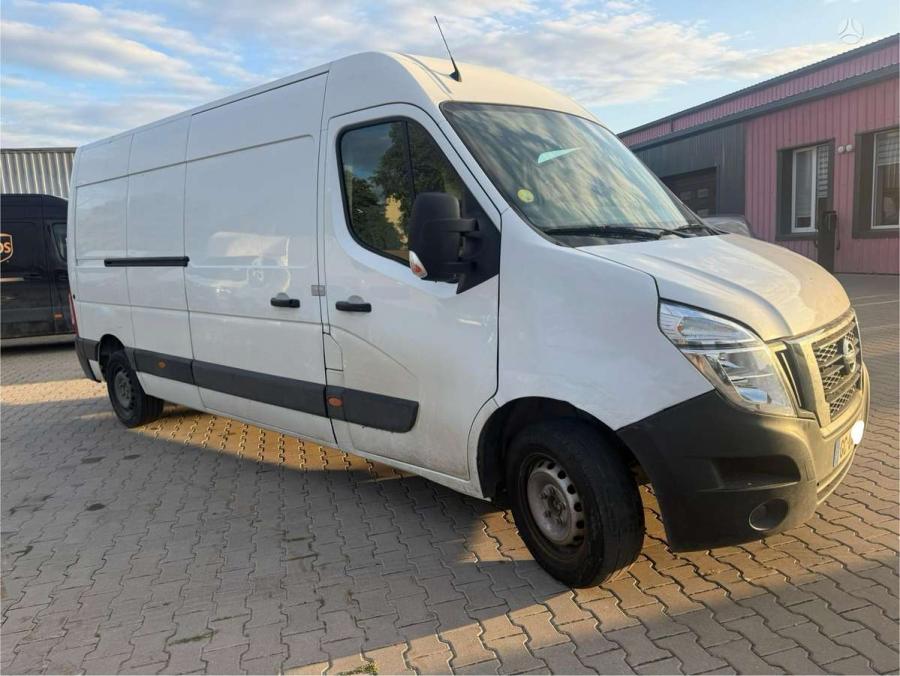 Белый Ниссан NV400 2021 в Каунас, объемом двигателя 2.30 л и пробегом 198 тыс. км за 6200 €, фото 1 на AUTOMOTO.COM.LV