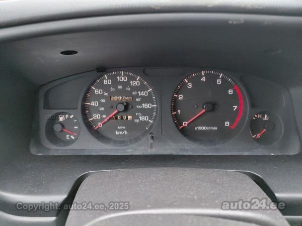Melns Nissan Pathfinder 1997 Tallina, ar dzinēja tilpumu 3.30 L un nobraukumu 299 tūkst. km par 1200 €, foto 11 vietnē AUTOMOTO.COM.LV