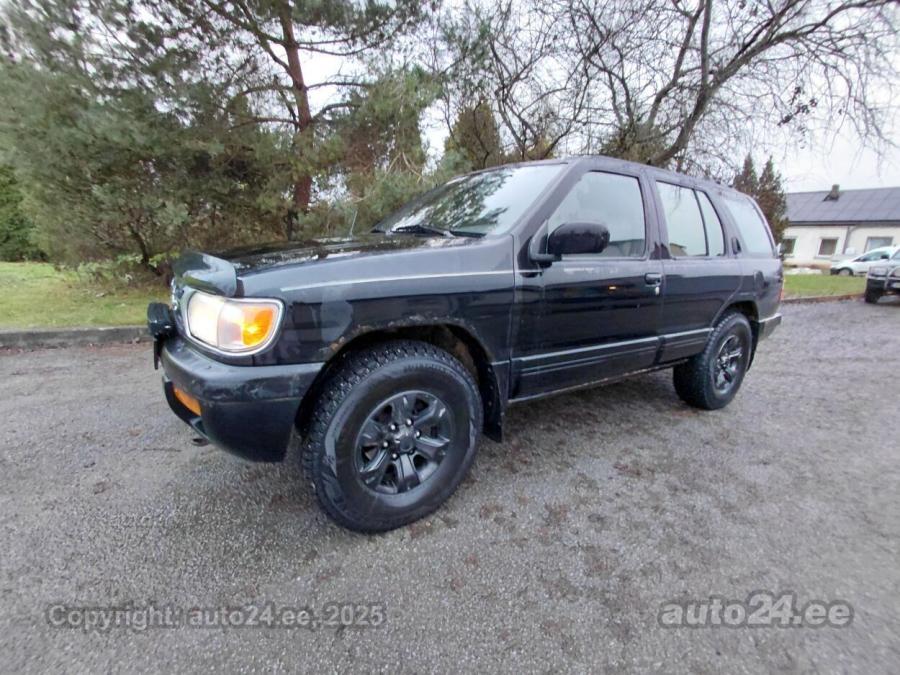 Melns Nissan Pathfinder 1997 Tallina, ar dzinēja tilpumu 3.30 L un nobraukumu 299 tūkst. km par 1200 €, foto 13 vietnē AUTOMOTO.COM.LV