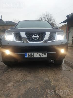 Melns Nissan Pathfinder 2005 Rīga, ar dzinēja tilpumu 2.50 L un nobraukumu 407 tūkst. km par 5500 €, foto 8 vietnē AUTOMOTO.COM.LV