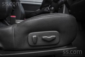 Black Nissan Pathfinder 2005 in Riga, with an engine capacity of 2.50 L and mileage of 0 thousand km for 7500 €, photo 11 on AUTOMOTO.COM.LV