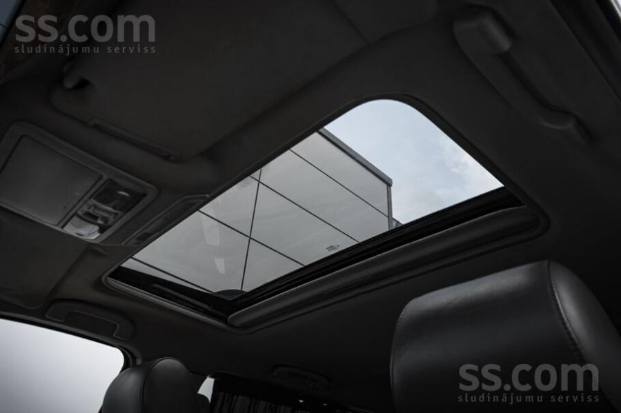 Black Nissan Pathfinder 2005 in Riga, with an engine capacity of 2.50 L and mileage of 0 thousand km for 7500 €, photo 12 on AUTOMOTO.COM.LV
