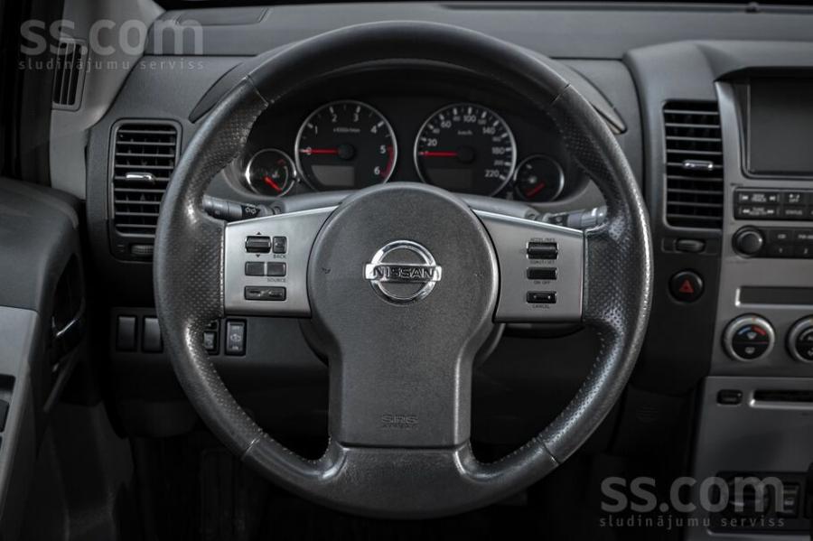 Black Nissan Pathfinder 2005 in Riga, with an engine capacity of 2.50 L and mileage of 0 thousand km for 7500 €, photo 24 on AUTOMOTO.COM.LV