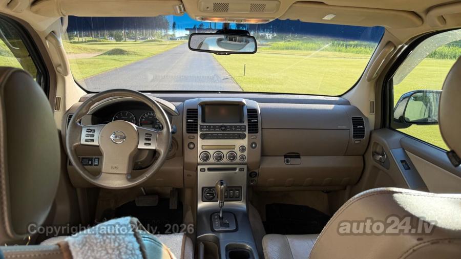 Melns Nissan Pathfinder 2006 Pērnava, ar dzinēja tilpumu 2.50 L un nobraukumu 492 tūkst. km par 4900 €, foto 9 vietnē AUTOMOTO.COM.LV