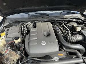 Black Nissan Pathfinder 2006 in Utena, with an engine capacity of 0.00 L and mileage of 260 thousand km for 2150 €, photo 7 on AUTOMOTO.COM.LV