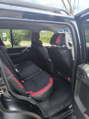 Melns Nissan Pathfinder 2006 Viļņa, ar dzinēja tilpumu 2.49 L un nobraukumu 287 tūkst. km par 4200 €, foto 12 vietnē AUTOMOTO.COM.LV