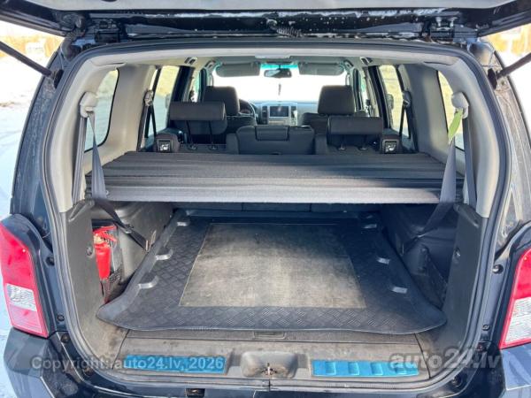 Melns Nissan Pathfinder 2007 Tallina, ar dzinēja tilpumu 2.50 L un nobraukumu 236 tūkst. km par 5499 €, foto 11 vietnē AUTOMOTO.COM.LV