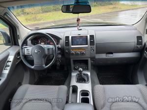 Melns Nissan Pathfinder 2007 Tallina, ar dzinēja tilpumu 2.50 L un nobraukumu 236 tūkst. km par 5490 €, foto 10 vietnē AUTOMOTO.COM.LV