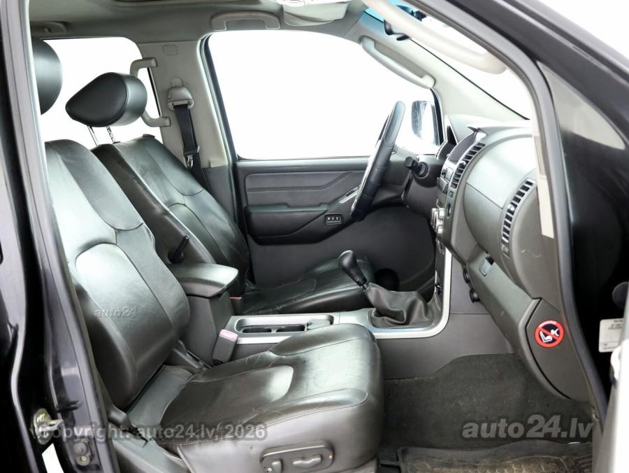 Melns Nissan Pathfinder 2007 Tallina, ar dzinēja tilpumu 2.50 L un nobraukumu 395 tūkst. km par 1499 €, foto 7 vietnē AUTOMOTO.COM.LV