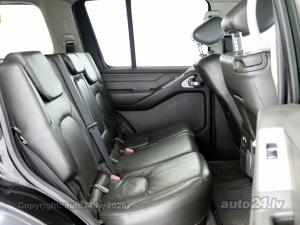 Melns Nissan Pathfinder 2007 Tallina, ar dzinēja tilpumu 2.50 L un nobraukumu 395 tūkst. km par 1499 €, foto 8 vietnē AUTOMOTO.COM.LV