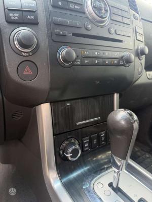 Melns Nissan Pathfinder 2010 Kauņa, ar dzinēja tilpumu 2.49 L un nobraukumu 275 tūkst. km par 4300 €, foto 14 vietnē AUTOMOTO.COM.LV