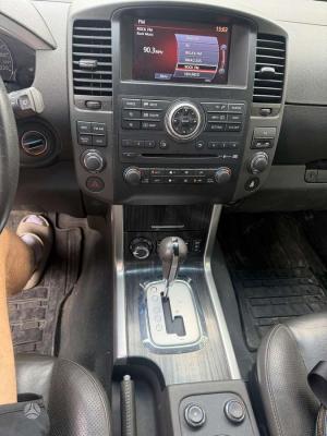 Melns Nissan Pathfinder 2010 Kauņa, ar dzinēja tilpumu 2.49 L un nobraukumu 275 tūkst. km par 4300 €, foto 15 vietnē AUTOMOTO.COM.LV
