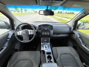 Black Nissan Pathfinder 2011 in Marijampole, with an engine capacity of 2.49 L and mileage of 335 thousand km for 5050 €, photo 11 on AUTOMOTO.COM.LV