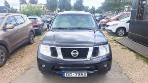 Melns Nissan Pathfinder 2011 Rīga, ar dzinēja tilpumu 3.00 L un nobraukumu 271 tūkst. km par 9400 €, foto 6 vietnē AUTOMOTO.COM.LV