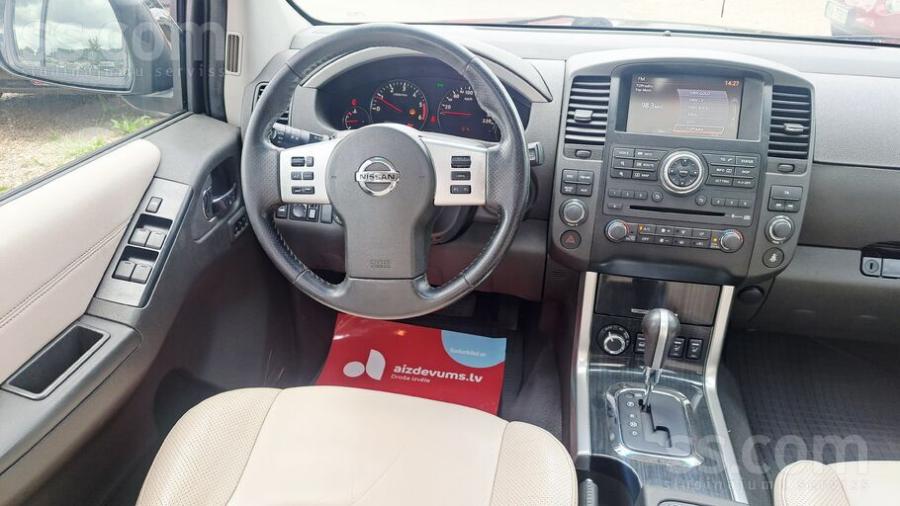Melns Nissan Pathfinder 2011 Rīga, ar dzinēja tilpumu 3.00 L un nobraukumu 271 tūkst. km par 9400 €, foto 10 vietnē AUTOMOTO.COM.LV
