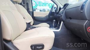 Melns Nissan Pathfinder 2011 Rīga, ar dzinēja tilpumu 3.00 L un nobraukumu 271 tūkst. km par 9400 €, foto 12 vietnē AUTOMOTO.COM.LV