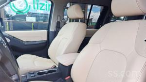 Melns Nissan Pathfinder 2011 Rīga, ar dzinēja tilpumu 3.00 L un nobraukumu 271 tūkst. km par 9400 €, foto 15 vietnē AUTOMOTO.COM.LV