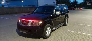 Melns Nissan Pathfinder 2014 Marijampole, ar dzinēja tilpumu 2.50 L un nobraukumu 212 tūkst. km par 9996 €, foto 3 vietnē AUTOMOTO.COM.LV