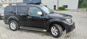 Melns Nissan Pathfinder 2014 Marijampole, ar dzinēja tilpumu 2.50 L un nobraukumu 212 tūkst. km par 9996 €, foto 5 vietnē AUTOMOTO.COM.LV