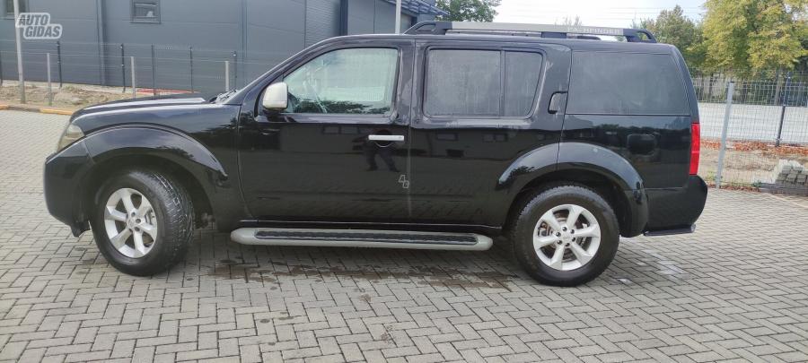 Melns Nissan Pathfinder 2014 Marijampole, ar dzinēja tilpumu 2.50 L un nobraukumu 212 tūkst. km par 9996 €, foto 9 vietnē AUTOMOTO.COM.LV