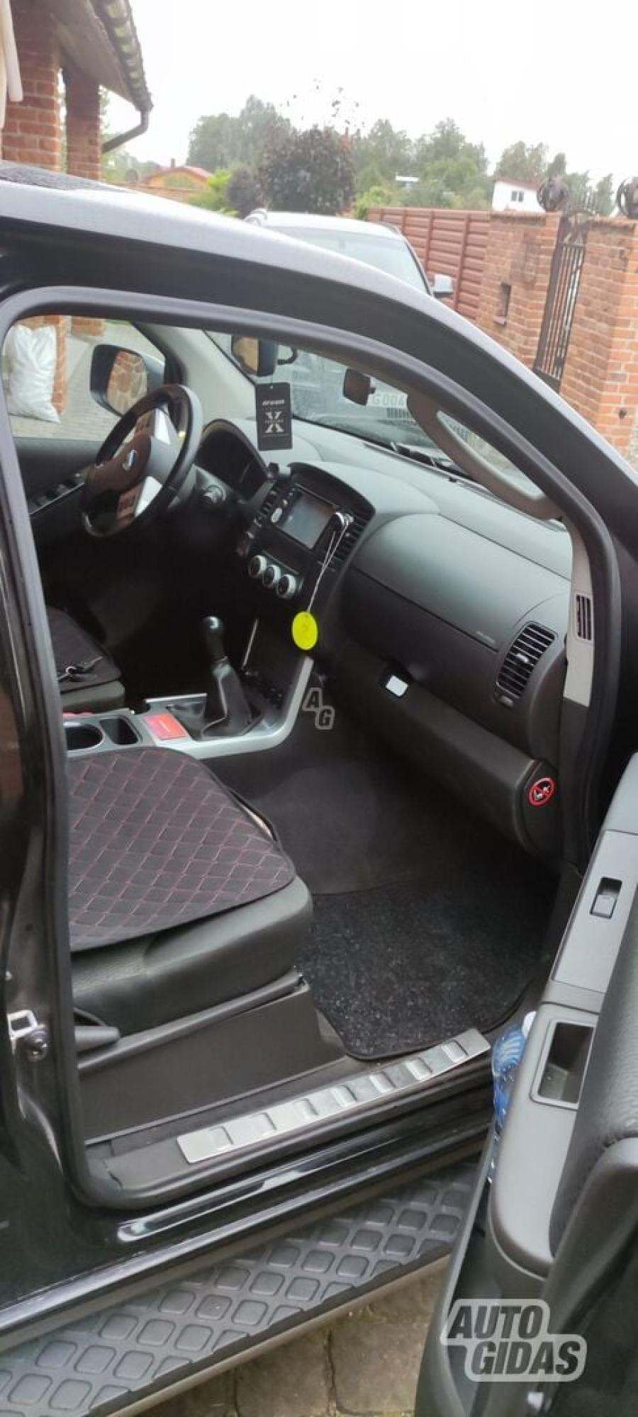 Melns Nissan Pathfinder 2014 Marijampole, ar dzinēja tilpumu 2.50 L un nobraukumu 212 tūkst. km par 9996 €, foto 11 vietnē AUTOMOTO.COM.LV