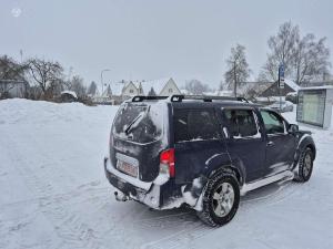 Zils Nissan Pathfinder 2006 Kupiškis, ar dzinēja tilpumu 2.50 L un nobraukumu 430 tūkst. km par 2900 €, foto 6 vietnē AUTOMOTO.COM.LV