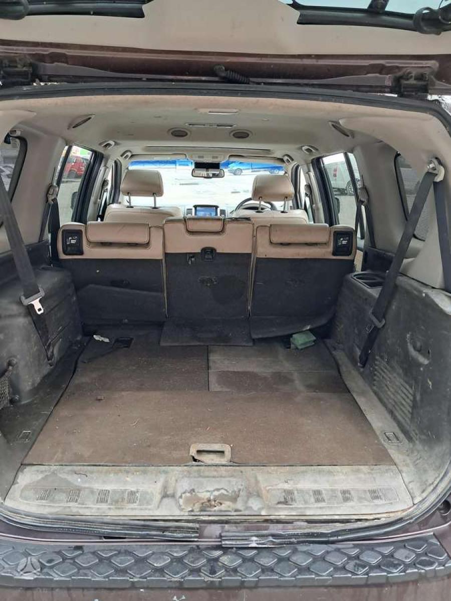 Brown Nissan Pathfinder 2009 in Kaunas, with an engine capacity of 2.49 L and mileage of 181 thousand km for 3000 €, photo 12 on AUTOMOTO.COM.LV