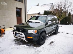 Nissan Pathfinder 1999 Marijampole, ar dzinēja tilpumu 3.30 L un nobraukumu 293 tūkst. km par 3500 €, foto  vietnē AUTOMOTO.COM.LV