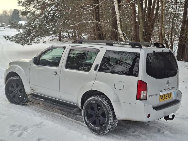 Nissan Pathfinder 2005 in Silute, with an engine capacity of 2.50 L and mileage of 145 thousand km for 2800 €, photo 8 on AUTOMOTO.COM.LV