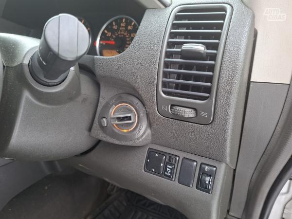 Nissan Pathfinder 2005 in Silute, with an engine capacity of 2.50 L and mileage of 145 thousand km for 2800 €, photo 10 on AUTOMOTO.COM.LV